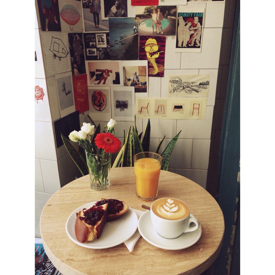 Boot Café: una cafetería con solo 6 asientos en París - MUNDO FLANEUR