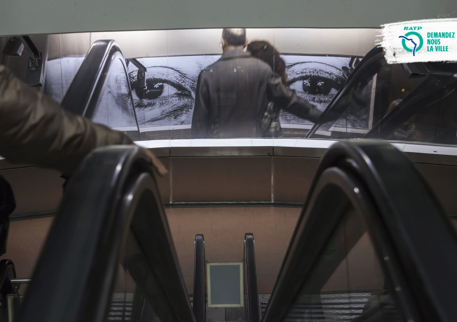 Instalación de JR en París - MUNDO FLANEUR