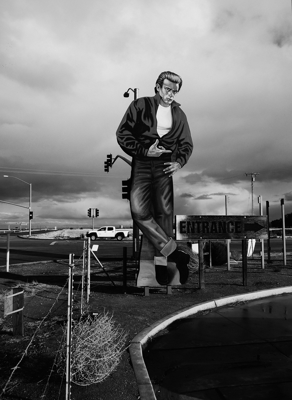 Pablo Fusco: 'Strange Paradise' - MUNDO FLANEUR